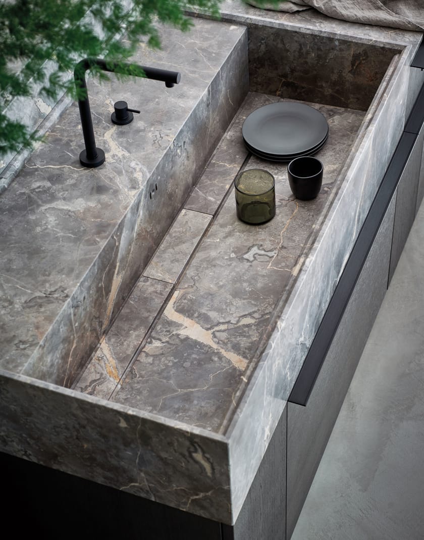 Oak and marble kitchen with island INTARSIO - CLASSICAL FUTURE By Cesar ...