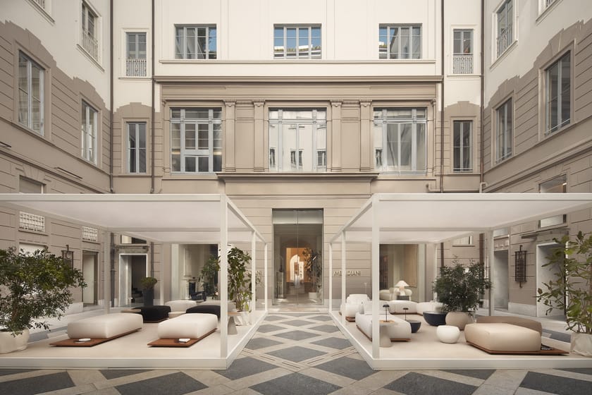 CLAUD OPEN AIR Modular fabric sofa By Meridiani | design Andrea Parisio