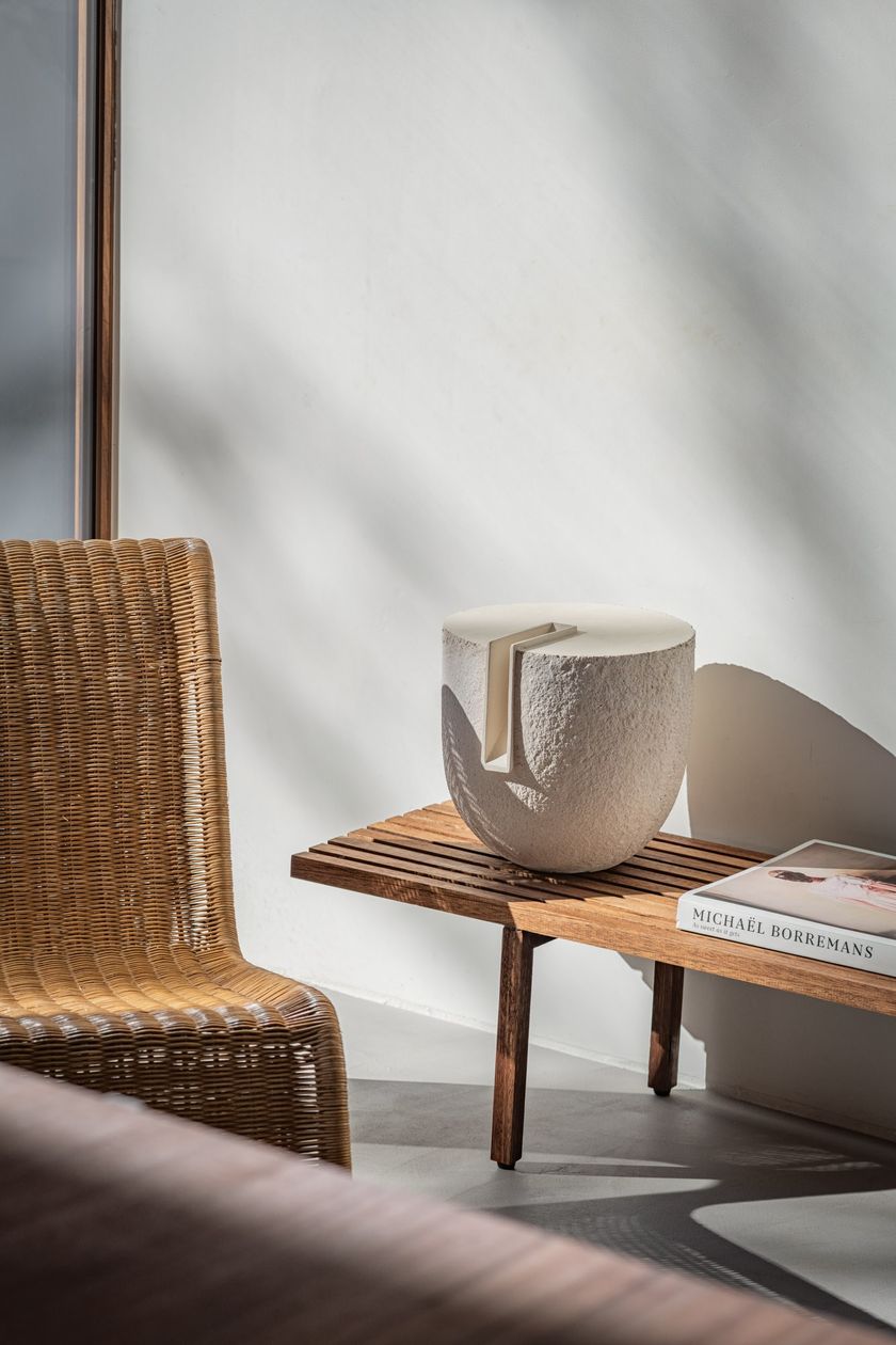 CLAUSA FORMA Scultura in ceramica By Gardeco | design Guy Buseyne