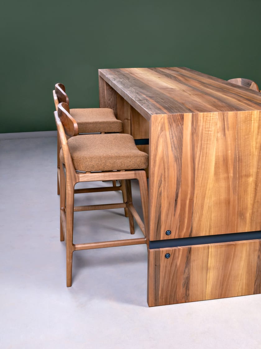 CLOVER | Contract table By HOOKL und STOOL design Aleksandar Ugresic