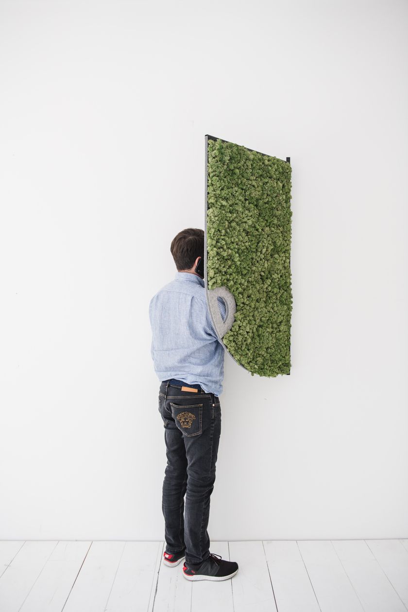 Sound absorbing Moss office screen COMMA By GREEN MOOD