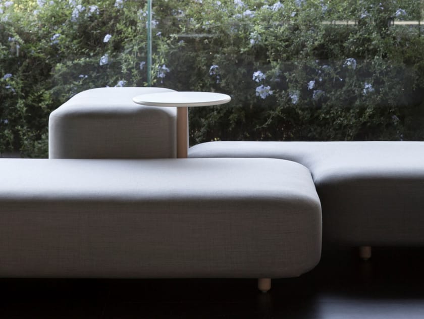 Sectional sofa COMMON By Viccarbe design Naoto Fukasawa