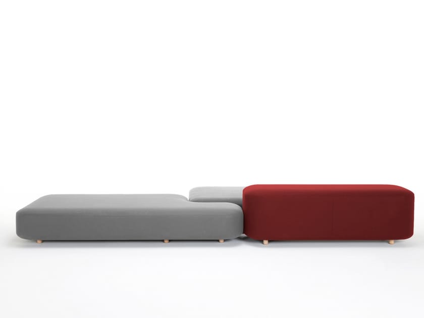 Sectional sofa COMMON By Viccarbe design Naoto Fukasawa