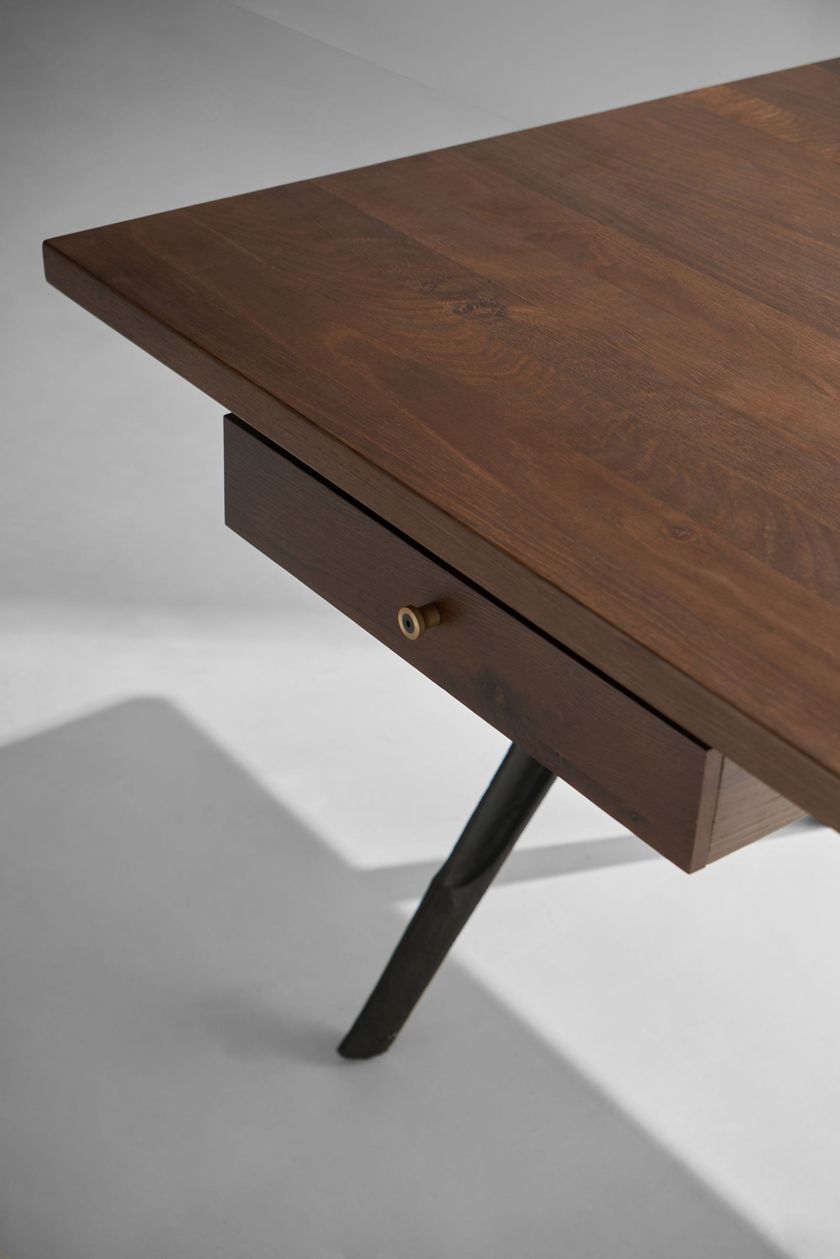 COMPASS | Writing desk with drawers By District Eight