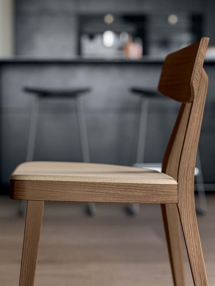 COMPASSO Chair By Quadrifoglio Group | design Dorigo Design