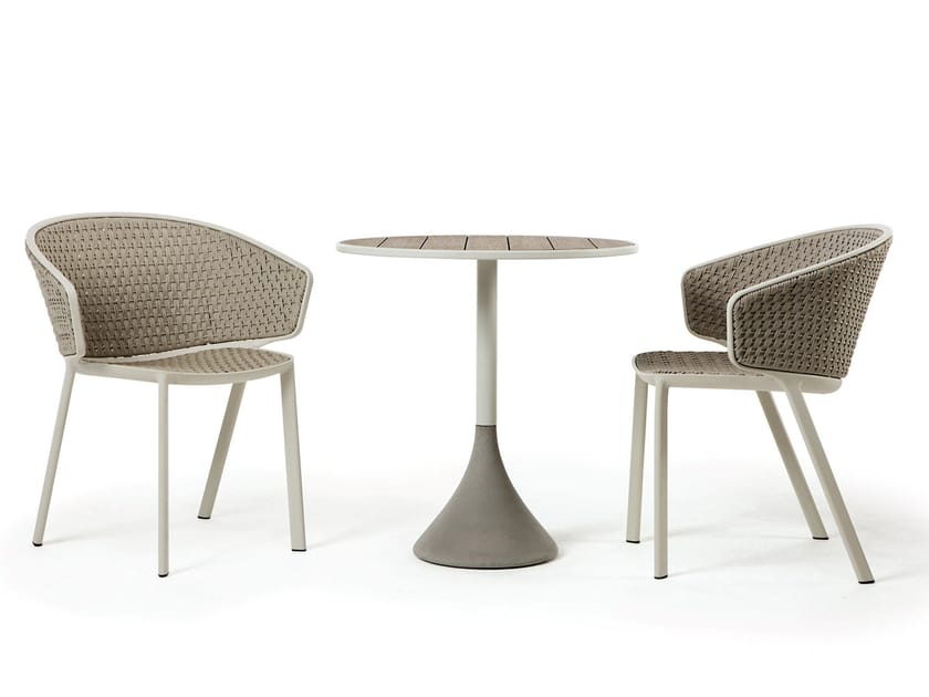 CONCRETO Round teak garden table By Ethimo | design Luca Nichetto