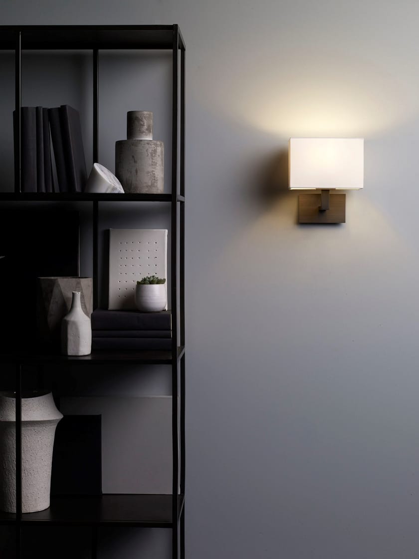 CONNAUGHT Wandleuchte aus Stahl mit festem Arm By Astro Lighting