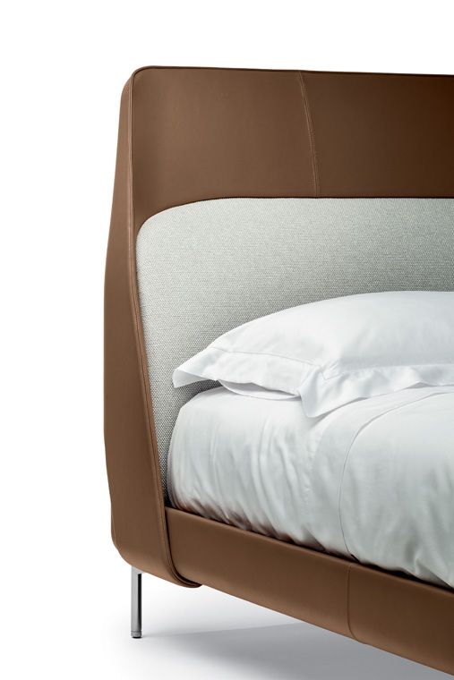 COUPÉ Bed By Poltrona Frau | design GamFratesi