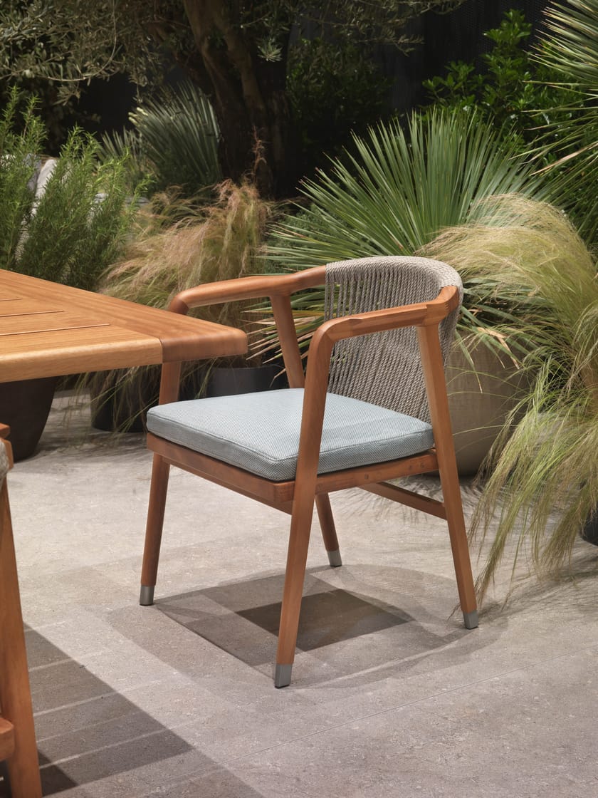 CRONO | 椅子 By Flexform 设计师Antonio Citterio