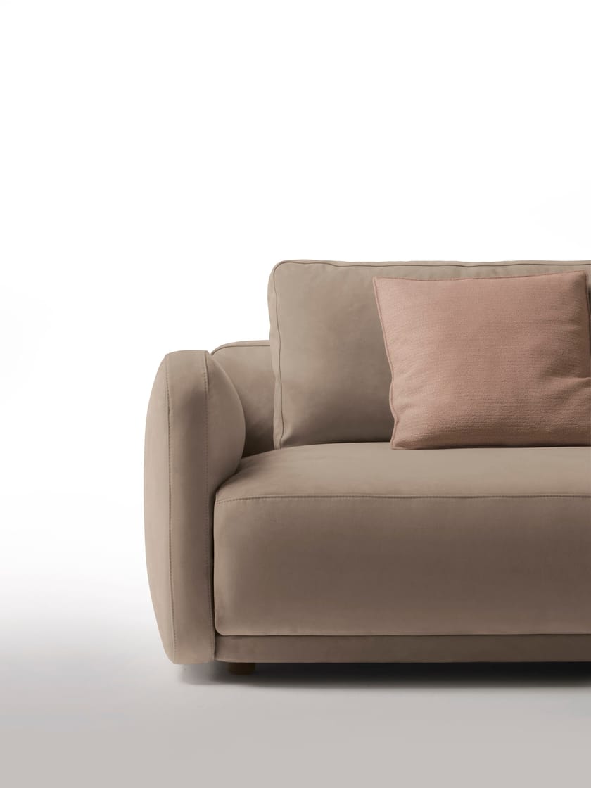 KANT 03 Sofa By CTS SALOTTI