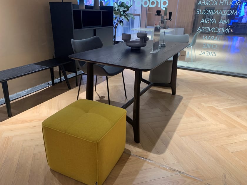 CUBE pouf By grado design