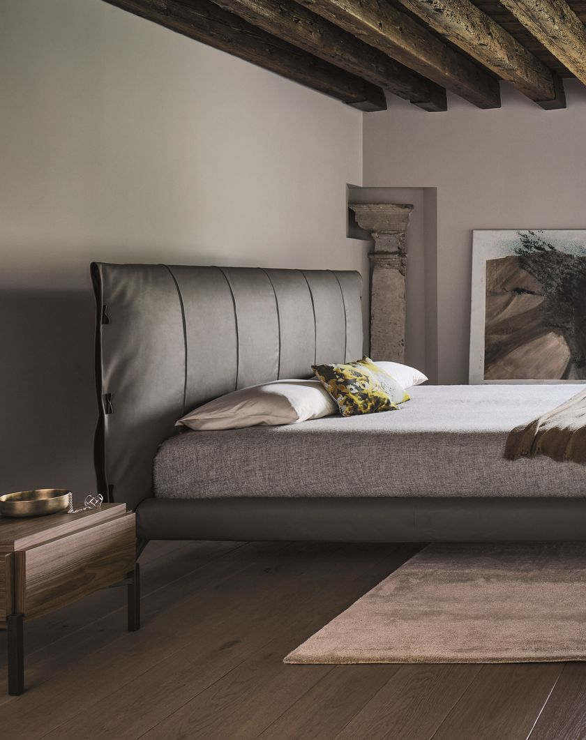CUFF | Double bed By Bonaldo design Mauro Lipparini