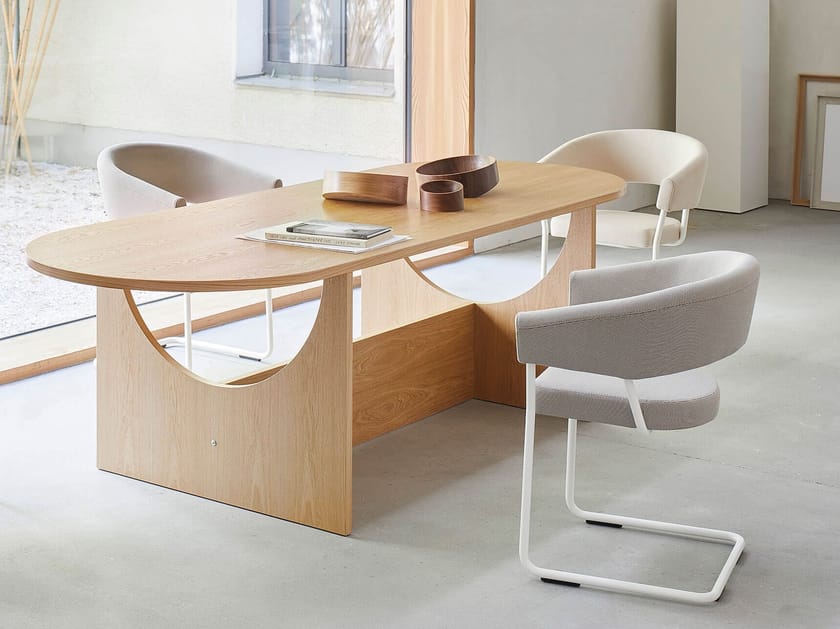 CUT centerpiece By TECTA design Wolfgang Hartauer