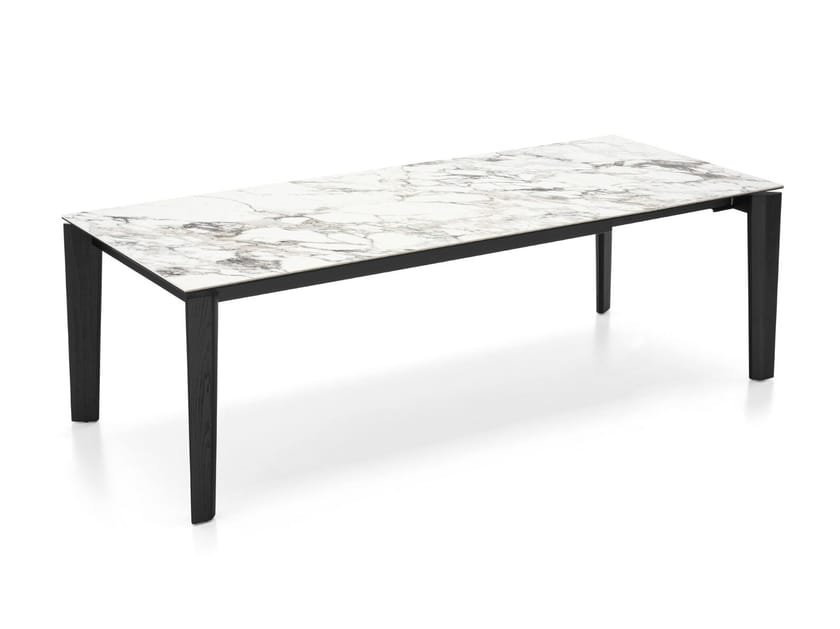DOGMA Extending ceramic table By Calligaris