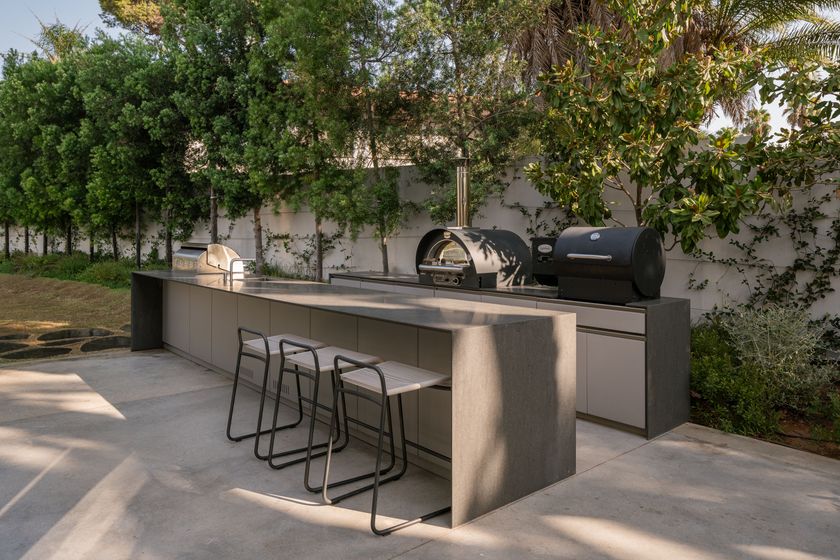 UNICA CUSTOM MADE OUTDOOR COOKING Outdoor kitchen By Capocuòco
