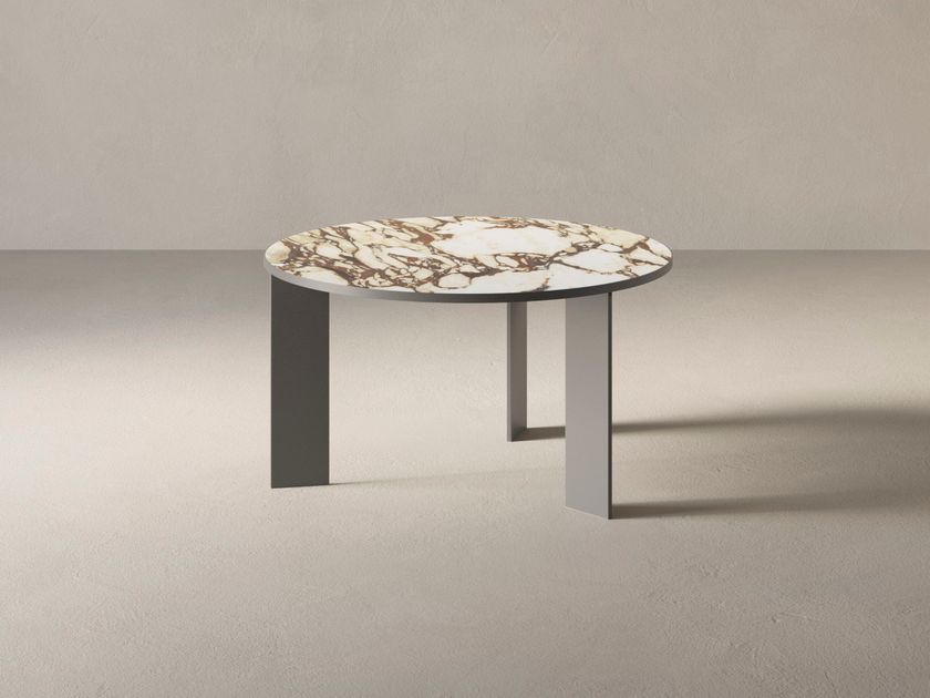 Indoor and outdoor tables in Casalgrande Padana porcelain stoneware