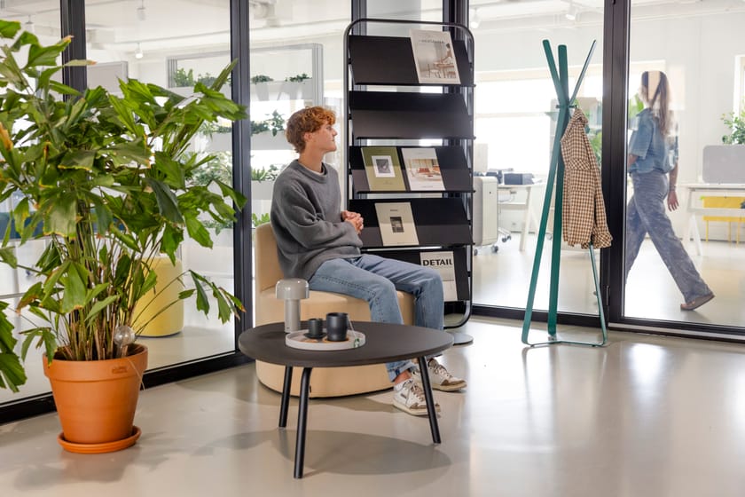 FOCUS Magazine rack By Cascando