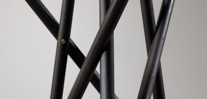 KENDO Oak office coat rack By Cascando