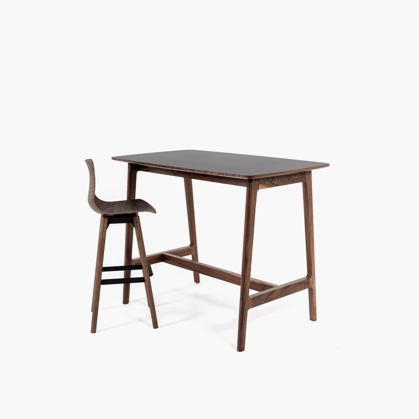 DULWICH 桌子 By Case | design Matthew Hilton