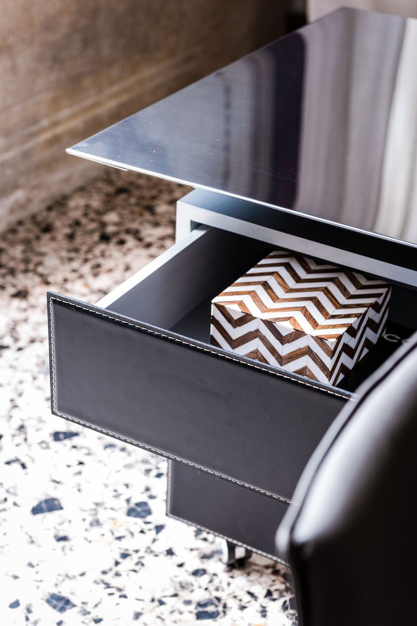 VEGA Writing desk By Cattelan Italia