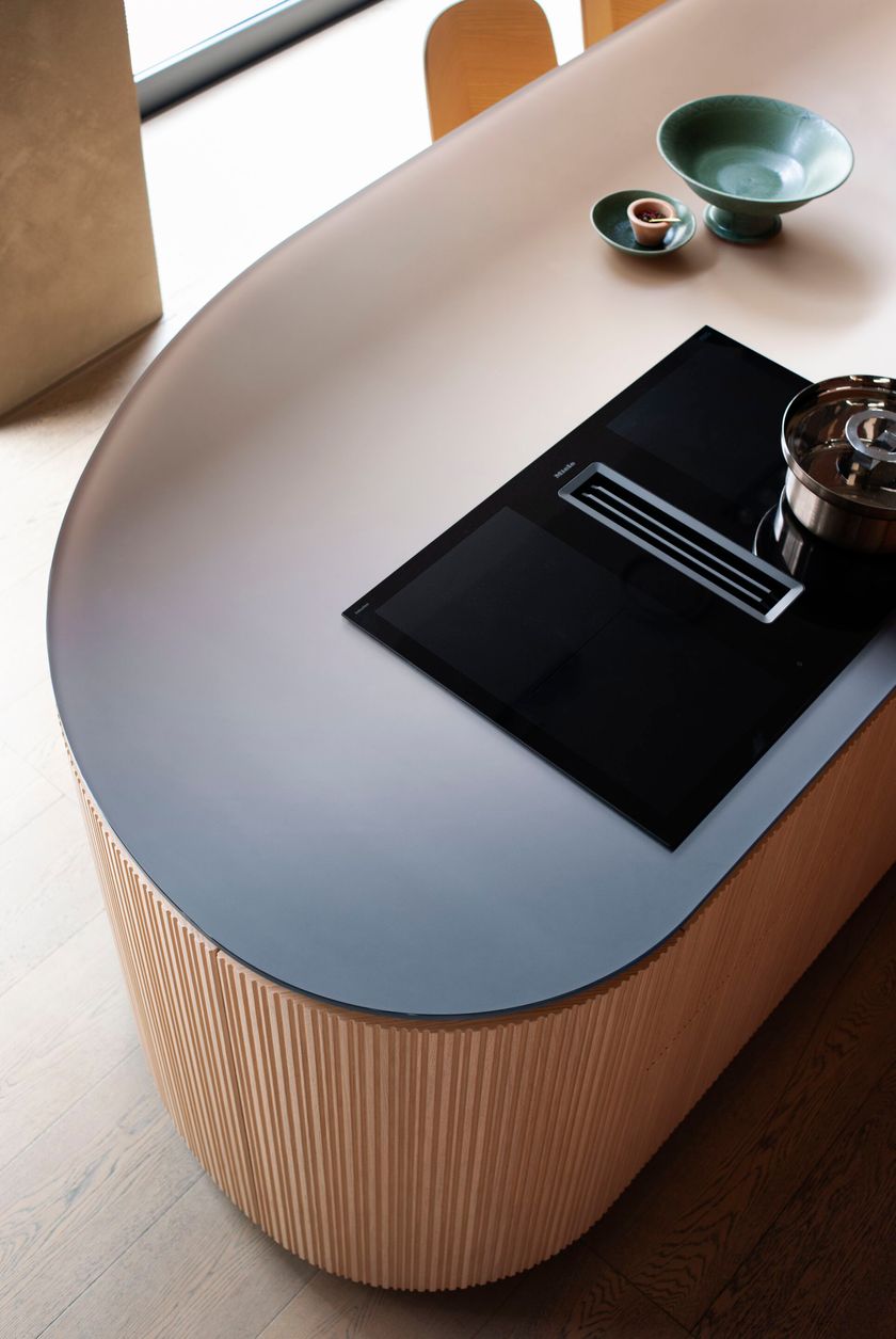 TANGRAM WITH ‘L’ GRIP EDGE Wooden fitted kitchen By Cesar