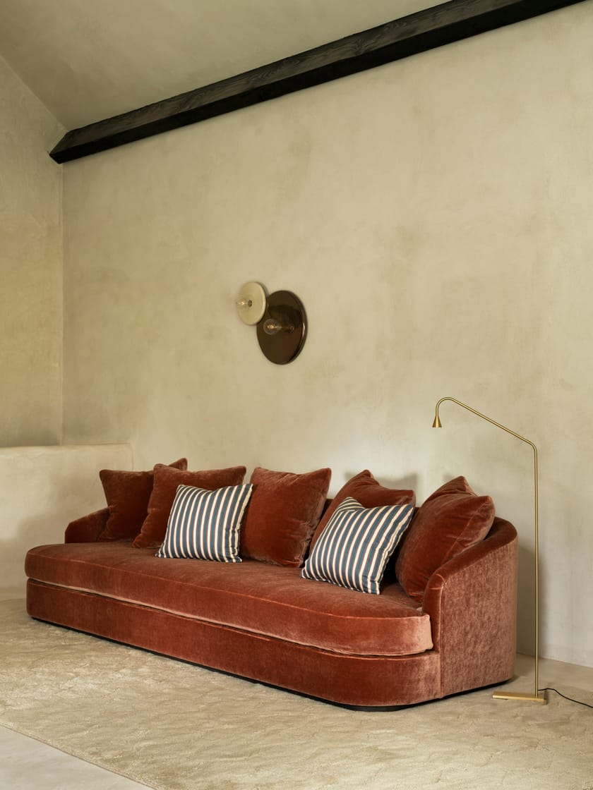 ELLY Straight fabric sofa By Collett & Victor