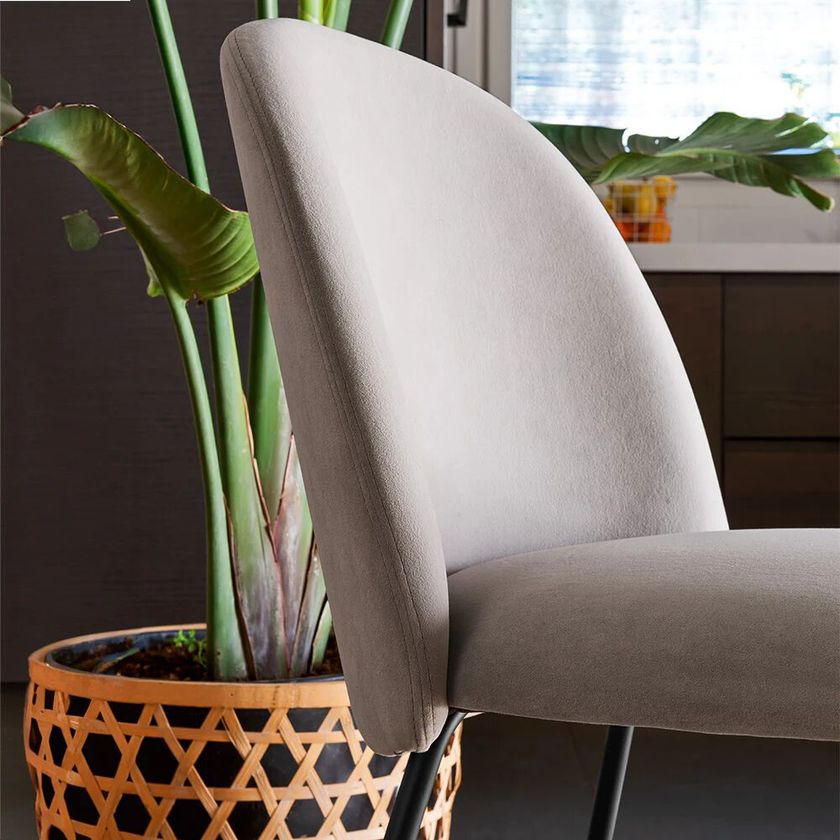 TUKA Upholstered fabric chair with metal legs By Connubia