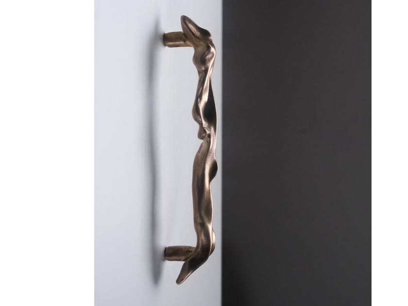 FREEFORM#2 Door handle By Consilio