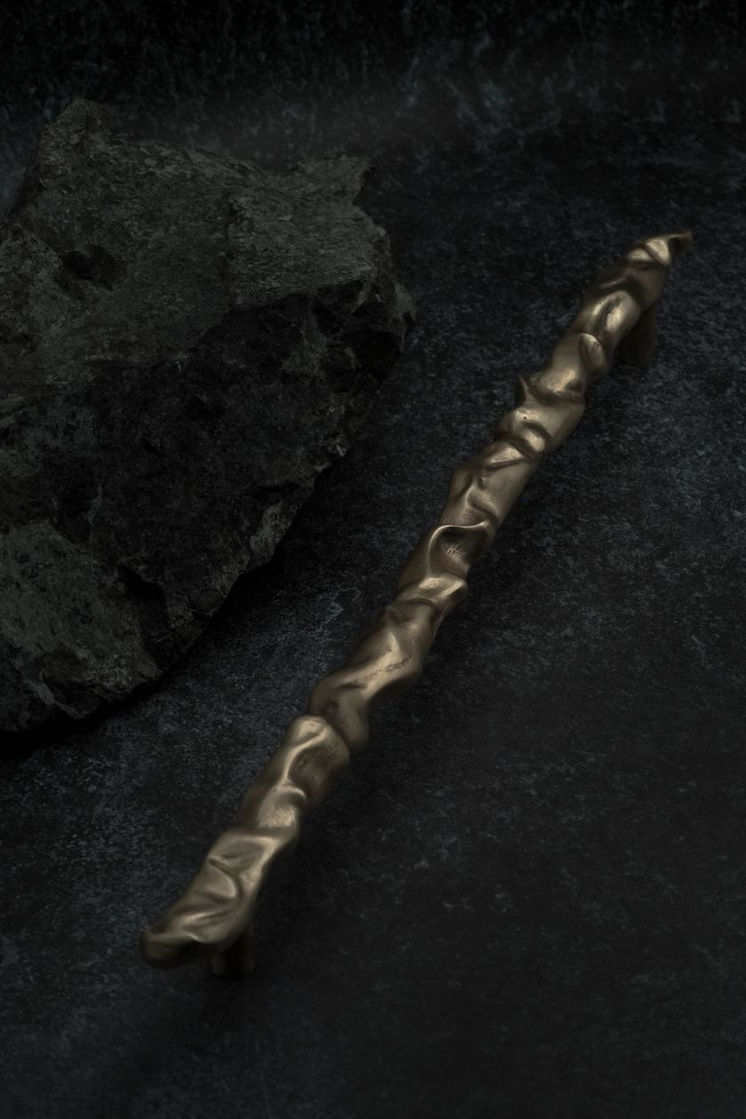 FREEFORM#9 Door handle By Consilio