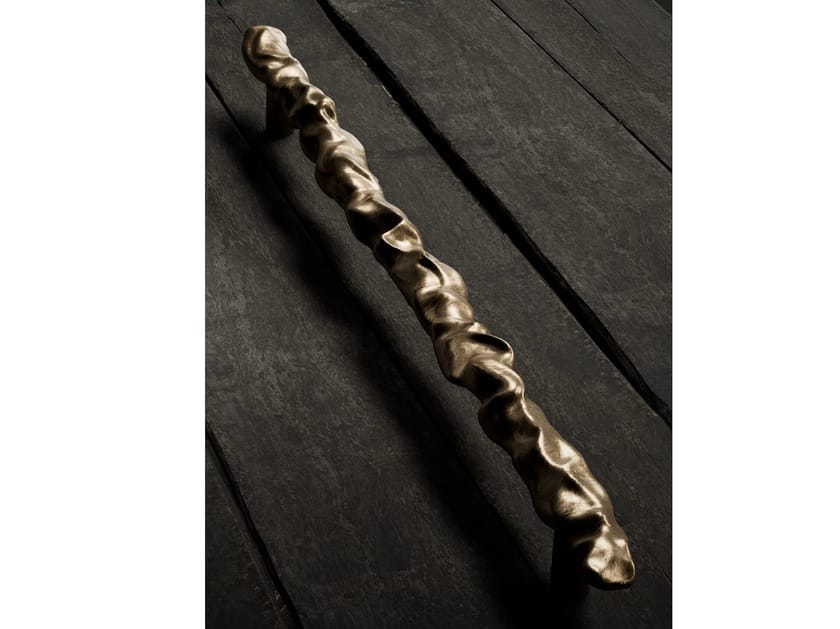 FREEFORM#9 Door handle By Consilio