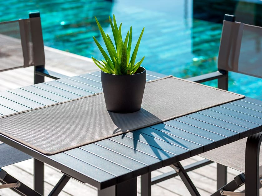 ORIONE Table By Crema Outdoor