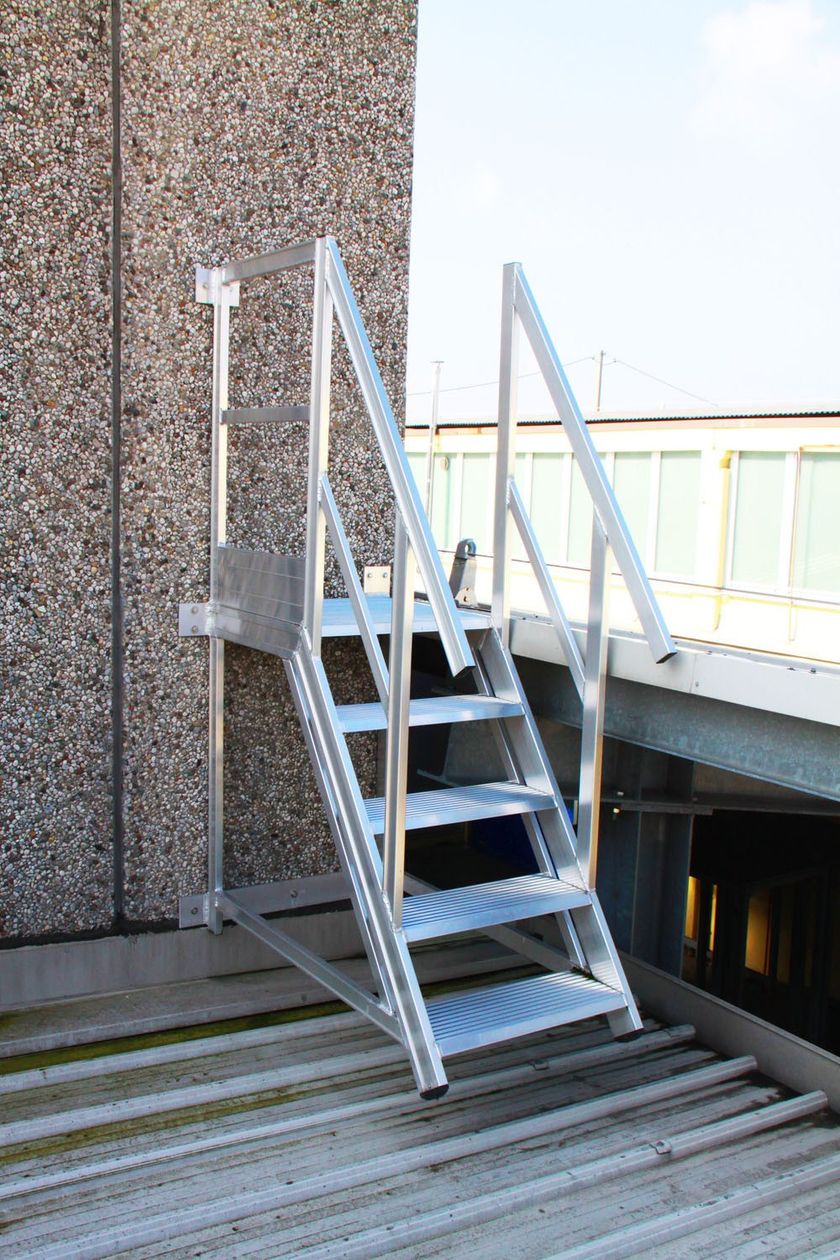 Customized stairs for roofs Fire escape staircase By SVELT