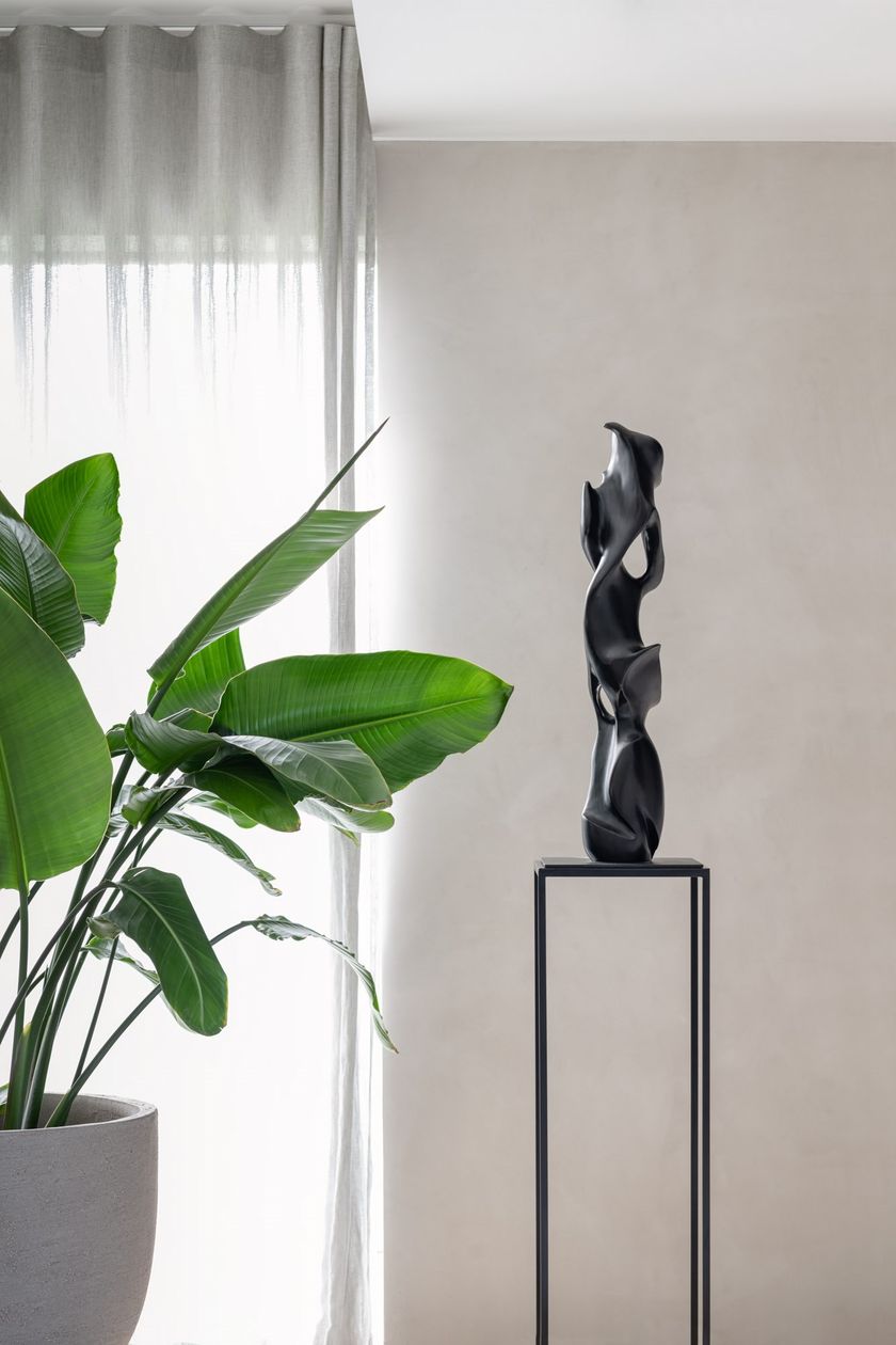 BRONZO Bronze sculpture By Gardeco Objects | design Cornelius Vandeputte