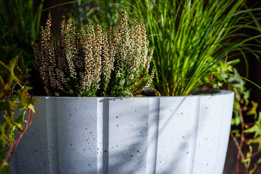 DECOR M Pot de fleurs By Betoni