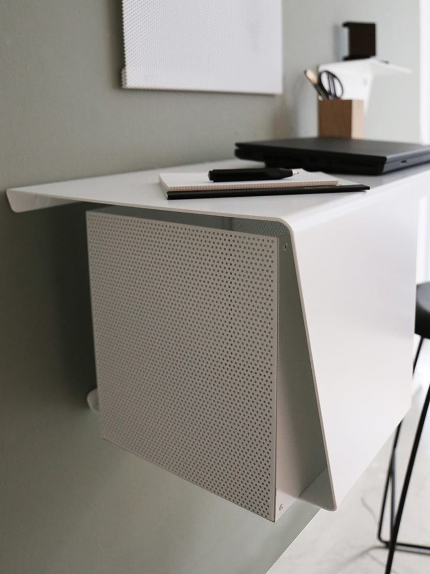 DESK 书桌 By Anne Linde