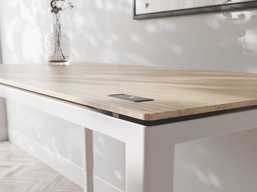 DESK FOUR BAMBOO writing desk By Yaasa