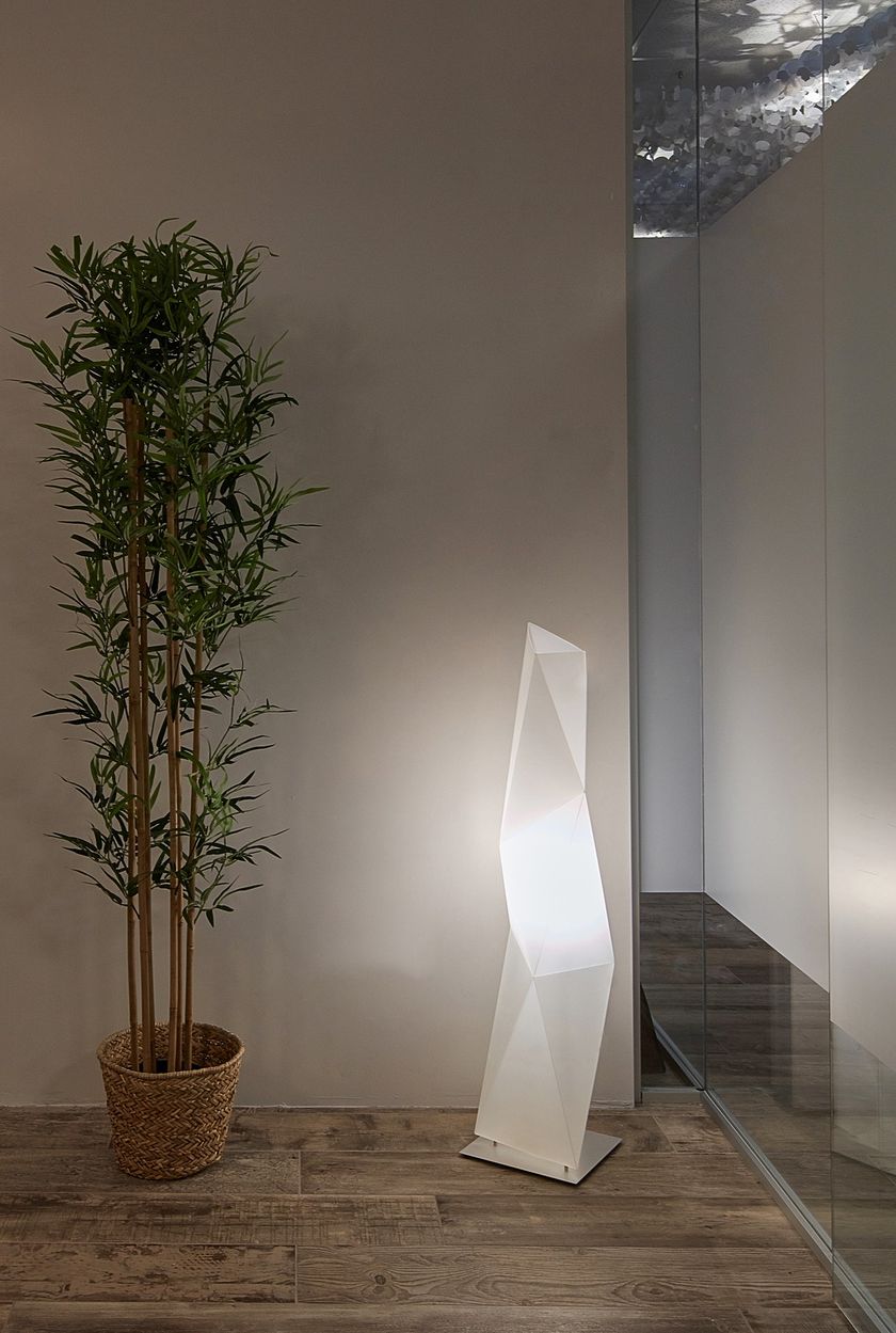 DIAMOND | Floor lamp By Slamp design Ines Paolucci, Daniele Statera