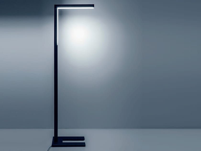 DINAMICA | Lampada da terra By Plexiform