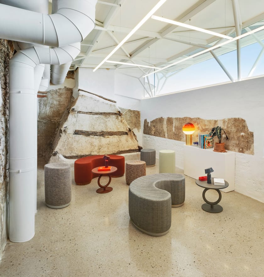 DIVIDUALS Upholstered fabric bench By Sancal | design NOTE Design Studio