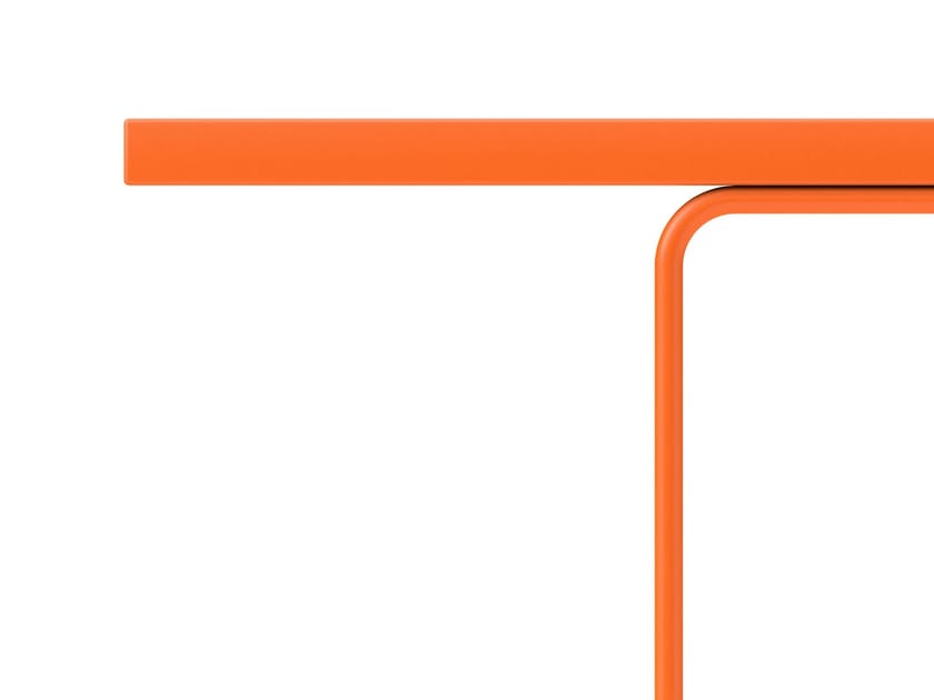 DL1 TANGRAM A coffee table By LOEHR design David Löhr