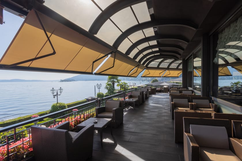 Box awning DOMEA By KE Outdoor Design design Robby Cantarutti