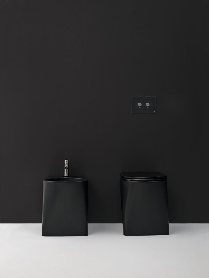 DP | Floor mounted bidet By Axa design Giancarlo Angelelli