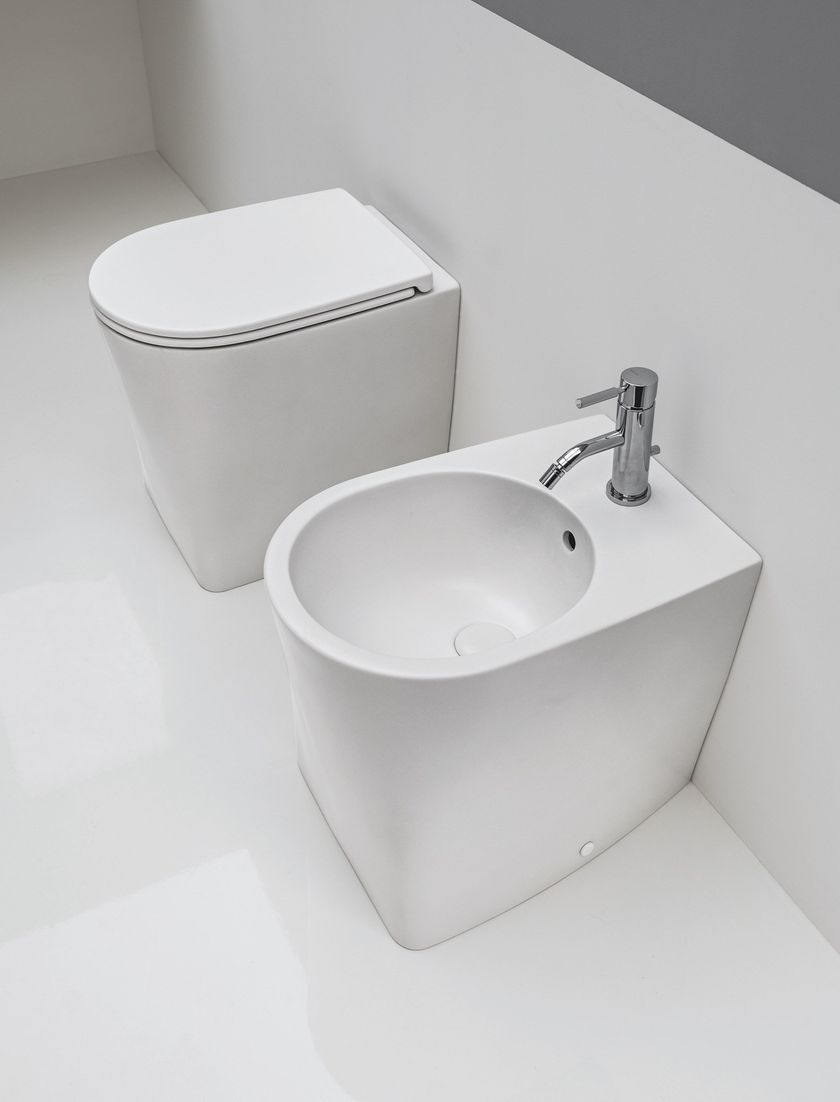DP | Floor mounted bidet By Axa design Giancarlo Angelelli