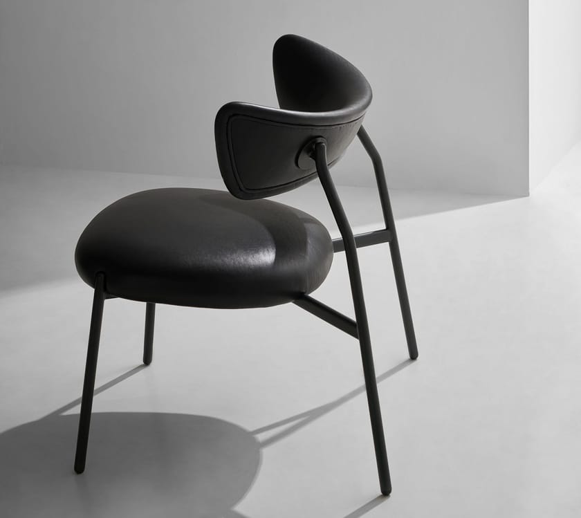 DRAGONFLY | Leather easy chair Dragonfly Collection By District Eight