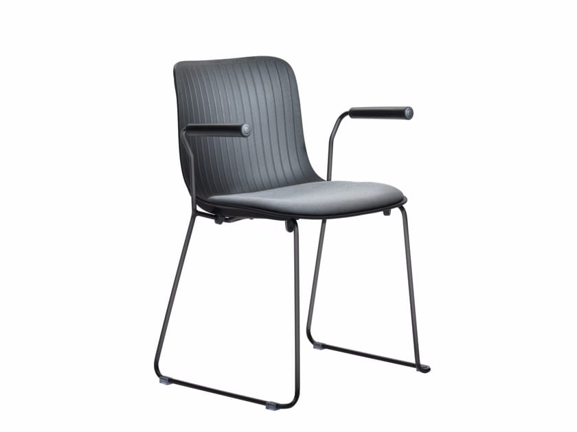 DRAGONFLY | Chair with armrests By Segis design Odoardo Fioravanti