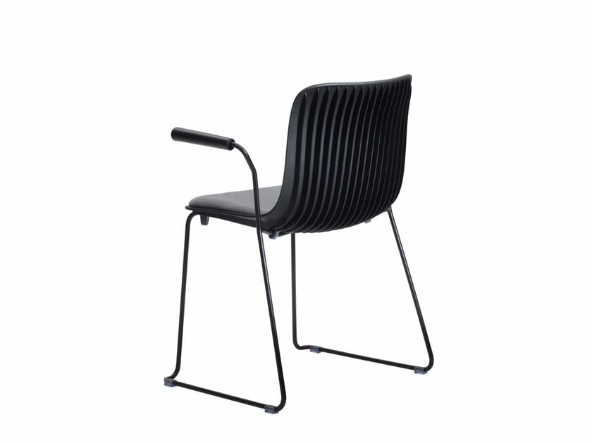 DRAGONFLY | Chair with armrests By Segis design Odoardo Fioravanti