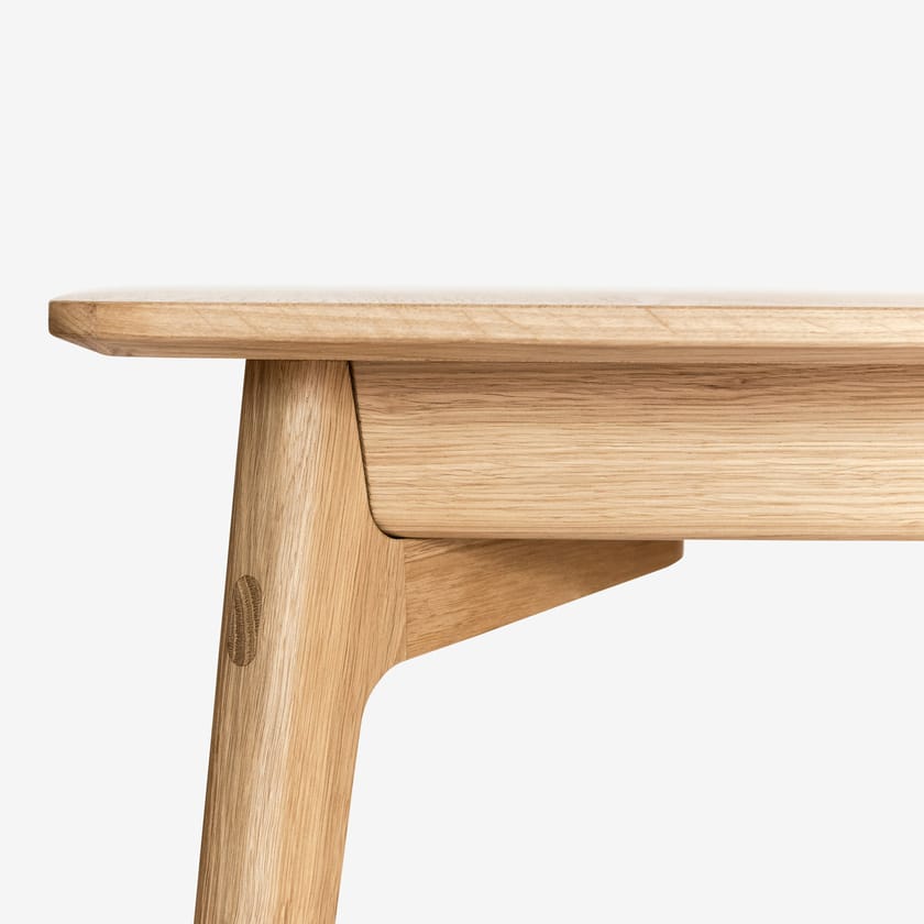DULWICH | Oak table By Case design Matthew Hilton