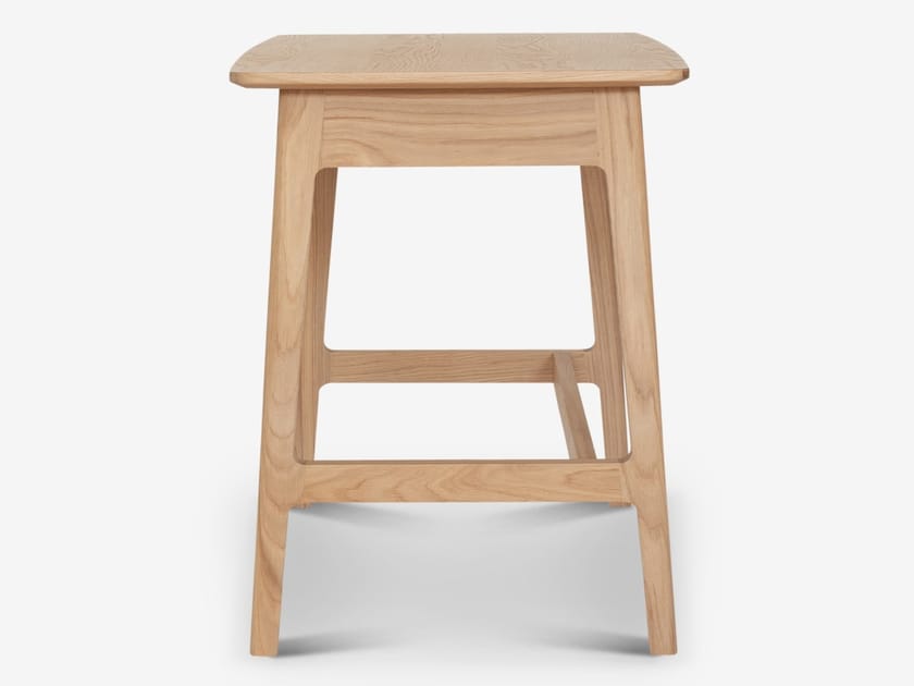 DULWICH Rectangular oak writing desk By Case | design Matthew Hilton