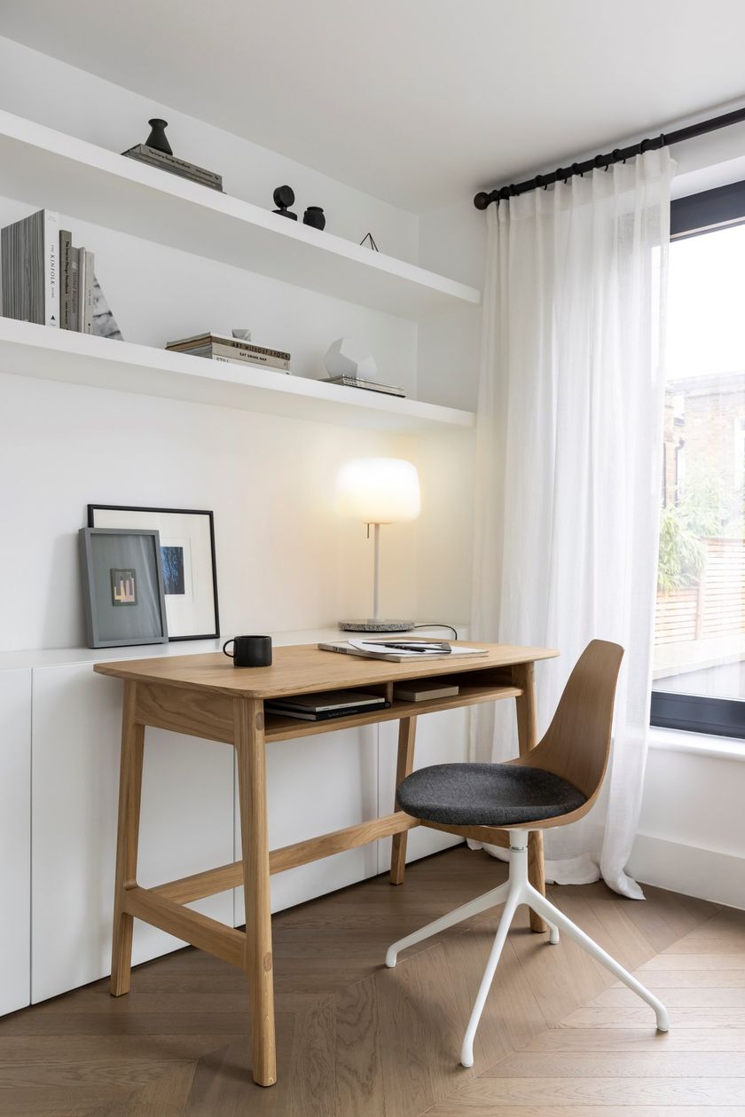 DULWICH Rectangular oak writing desk By Case | design Matthew Hilton