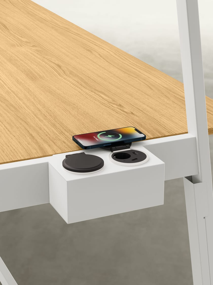 PAG SOCIAL TABLE Meeting table By DVO